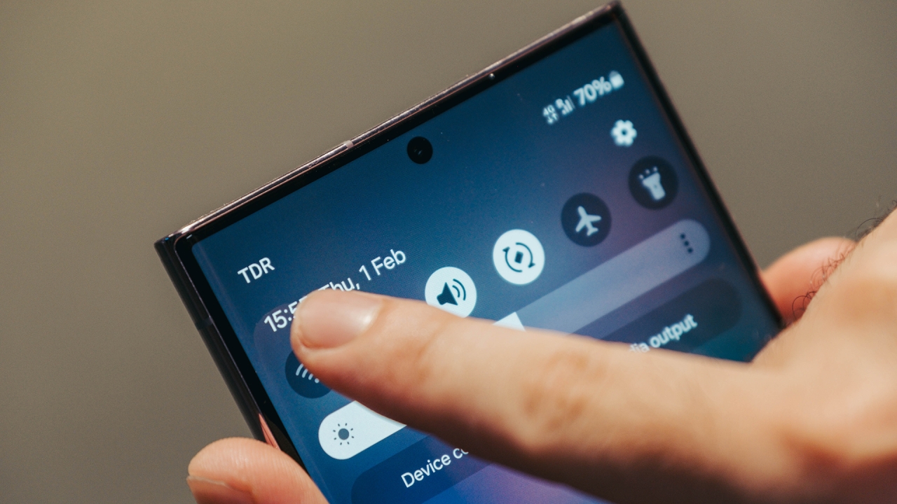 iTWire - Telstra simulates temporary disaster roaming solution